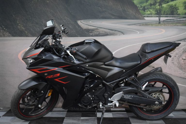 2017 Yamaha YZF-R3 ABS [Powerful and Nimble] for sale